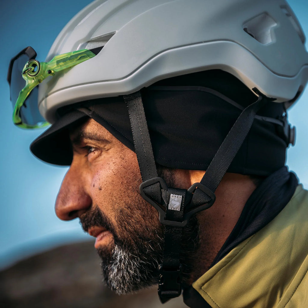 VELOCIO ZERO CYCLING BLACK CHARCOAL CAP ACCESSORY – CHAINSMITH BIKE SHOP